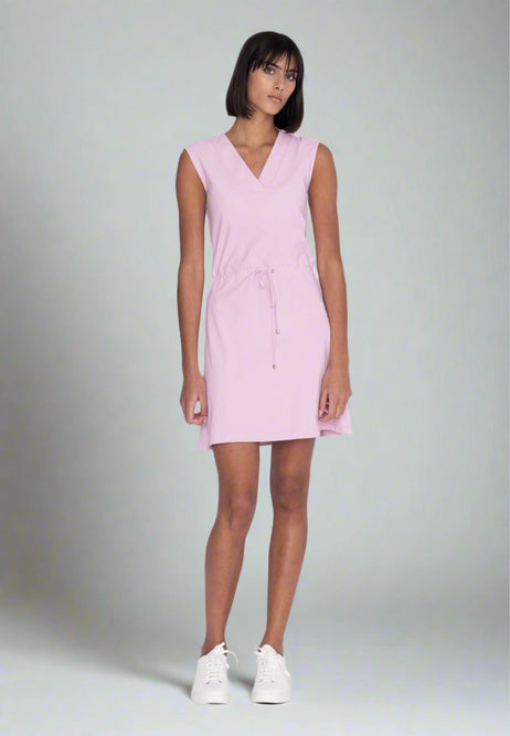 Women's elevated style – CALISS